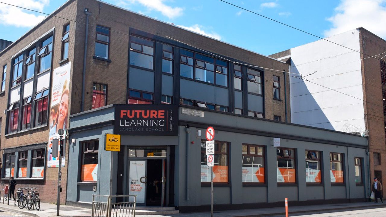 Future Learning Language School – STUDY AND WORK